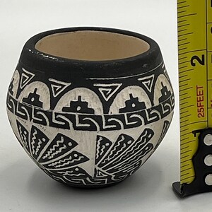 Native American Seed Pot: Vintage Acoma Pottery (signed and Hand ...