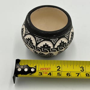 Native American Seed Pot: Vintage Acoma Pottery (signed and Hand ...