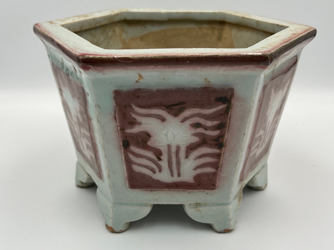 Vintage Chinese Porcelain Pot Red & White With Raised Flowers - Etsy