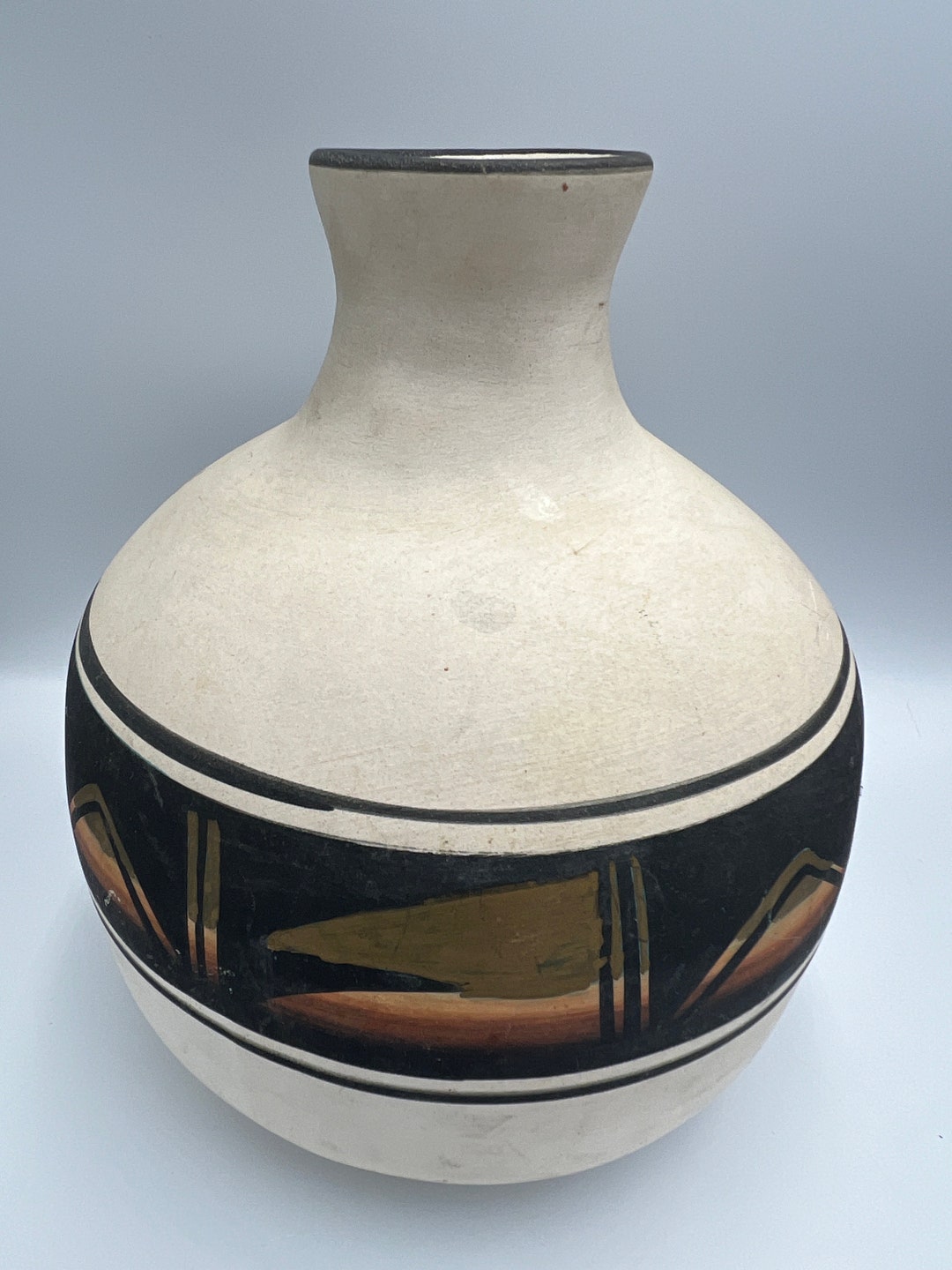 Native American Vase - Handcrafted Ute Mountain Tribe Pottery ...
