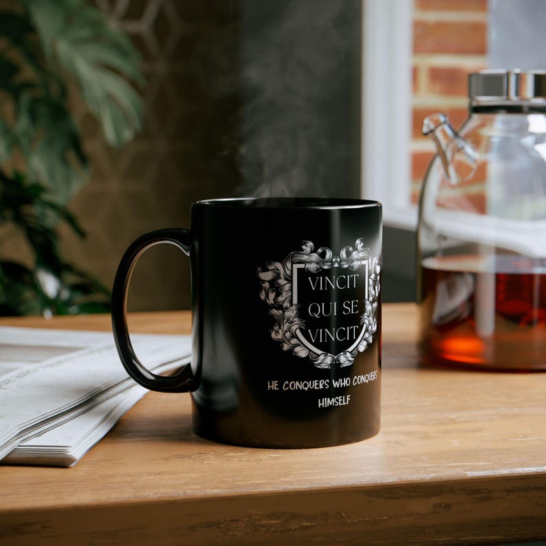 Stoic Philosophy Mug: Vincit Qui Se Vincit Latin Coffee Cup - Gift for ...