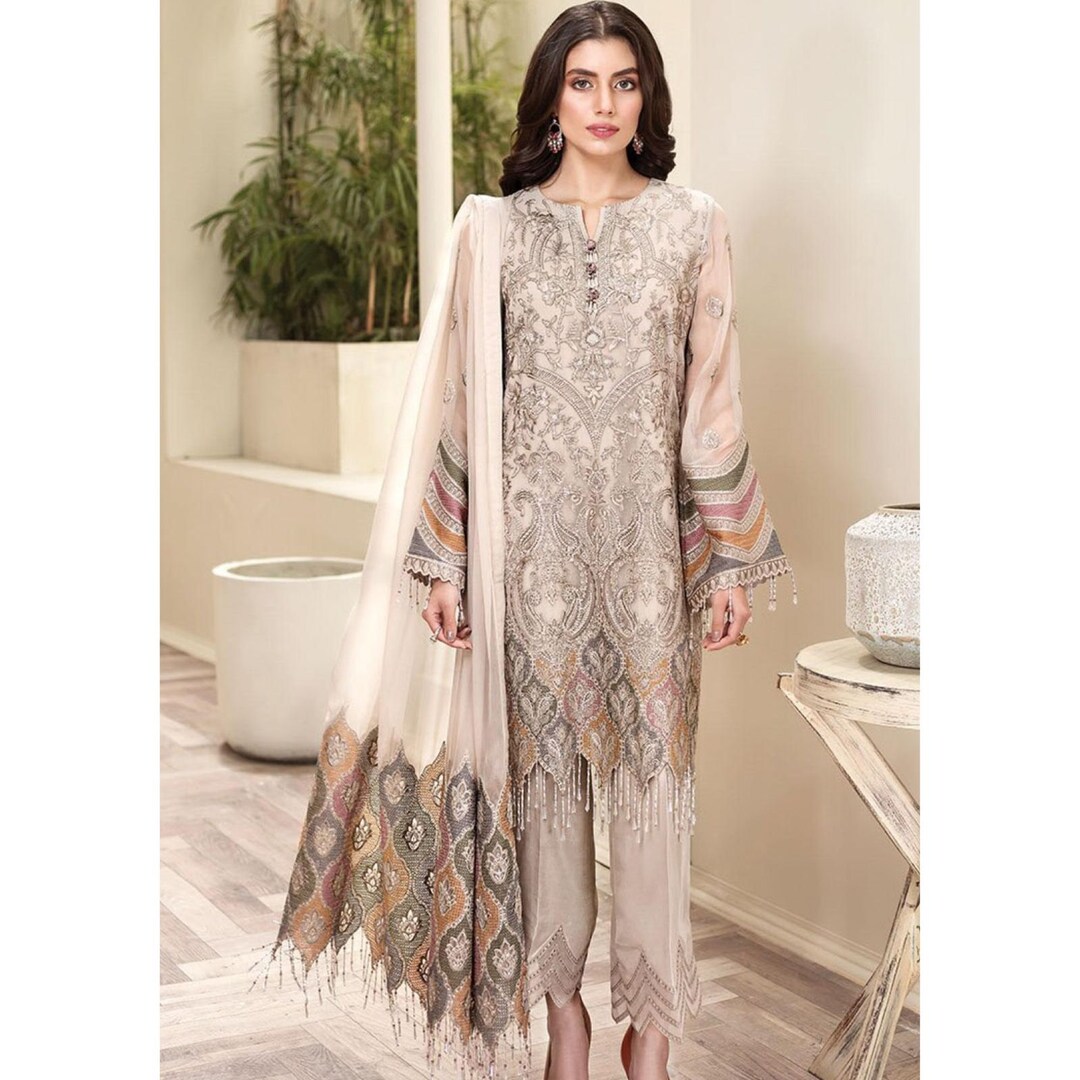 Pakistani Wedding Dresses Embroidered Chiffon Indian Dress Latest ...
