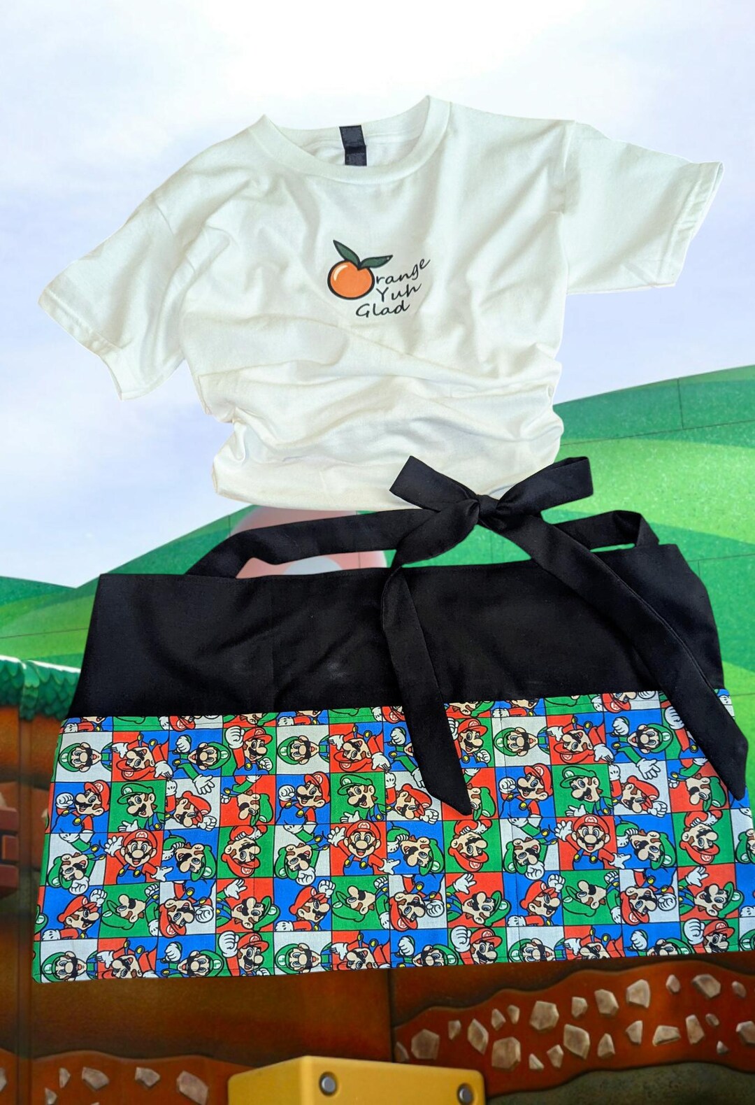 Half Apron With Super Mario and Luigi Print, 3 Pockets, Checkerboard ...