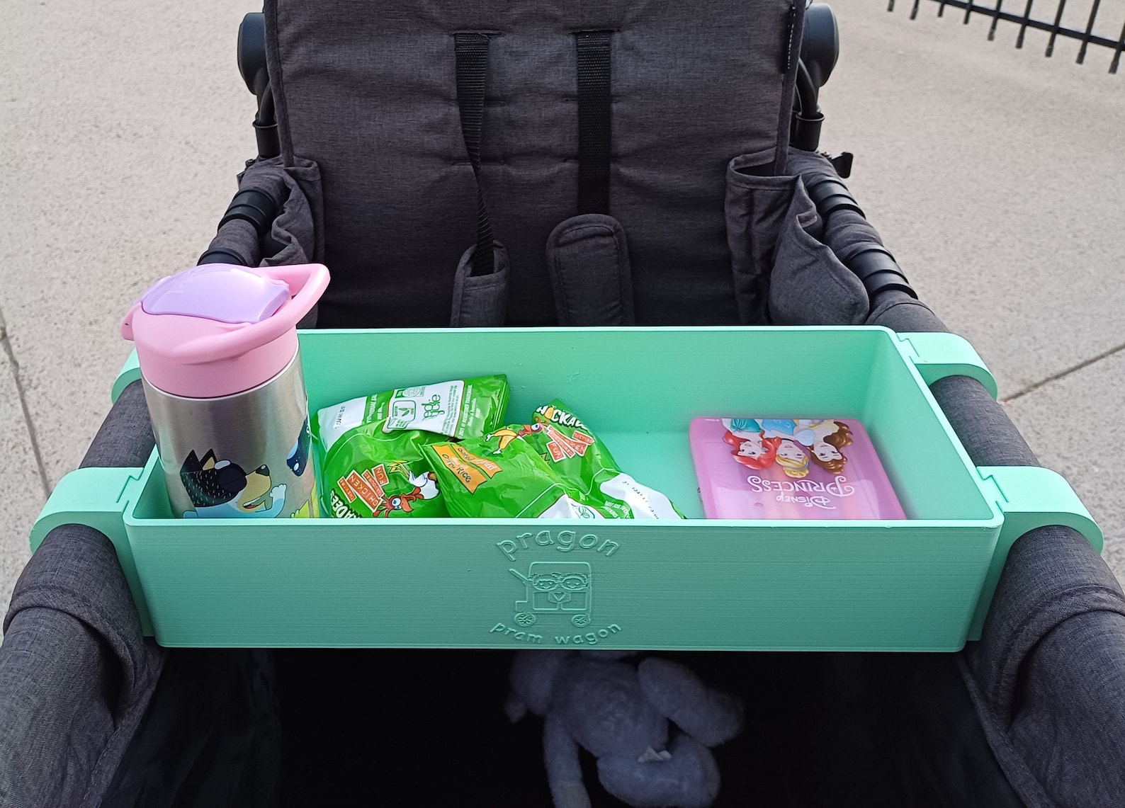 Wonderfold Wagon W2 and W4 Snack Tray With Cup Holder Insert - 3D ...