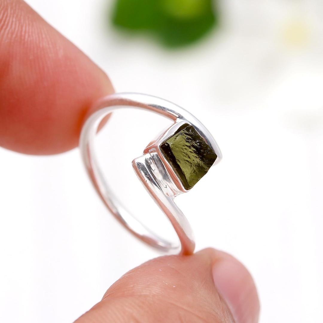 Moldavite Ring,925 Solid Sterling Silver Ring, Raw Stone Moldavite ...