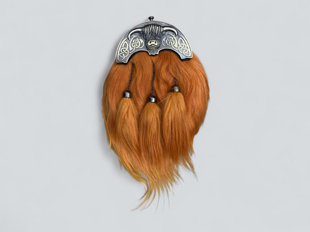 Highland Cow Antique Cantle - Goat Hair Sporran With Three Tassel ...