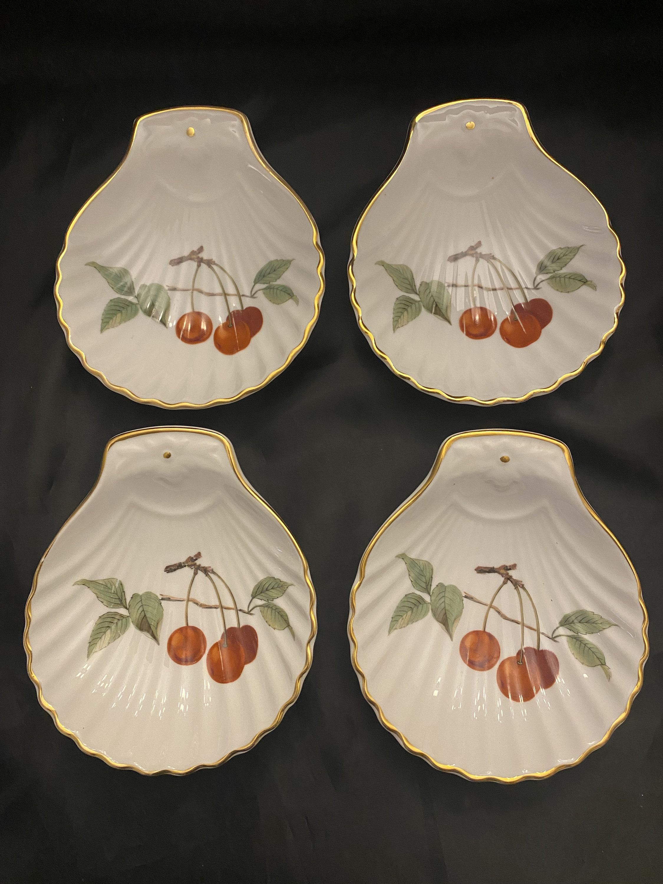 SET OF 4 Royal Worcester Evesham Shell Dishes Shape 52 Size 3 - Etsy