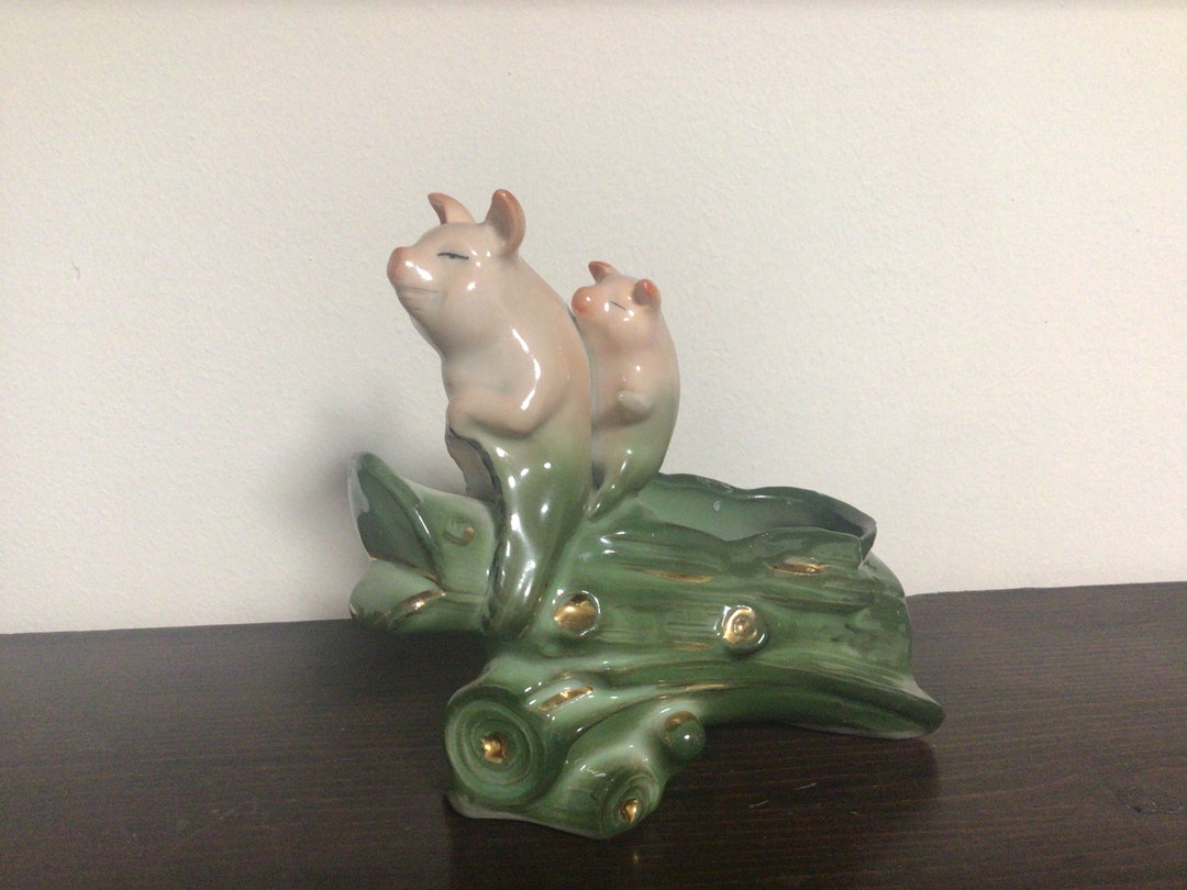 Wonderful Vintage German Fairing , Two Pink Piggies Sitting on a Log ...
