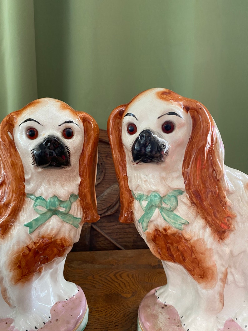 Rare Pair Large Antique Staffordshire Glass Eye SPANIELS Dogs With BOWS ...