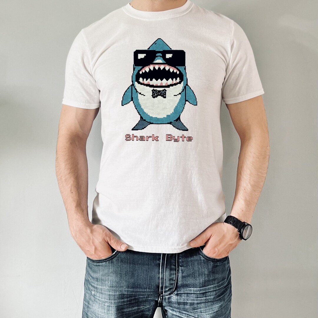 Retro 8-bit Pixel Shark Tee Arcade Style Gamer Top Ocean - Etsy