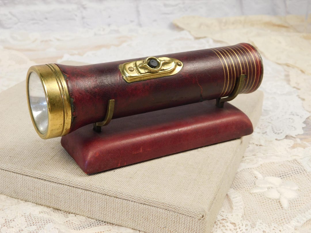 Vintage Eveready Flashlight - Etsy