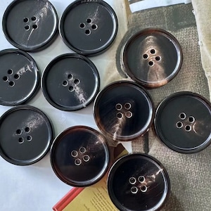 100 Pcs High-quality Black Horn Buttons Four Hole Buttons for Suit ...
