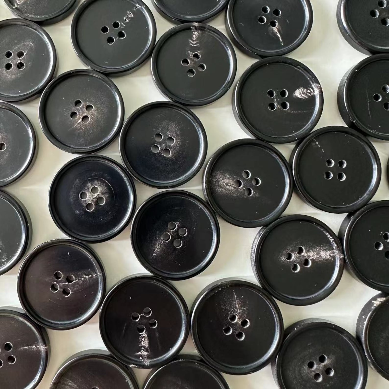 100 Pcs High-quality Black Horn Buttons Four Hole Buttons for Suit ...