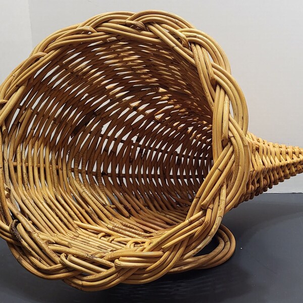 Cornucopia Basket - Etsy