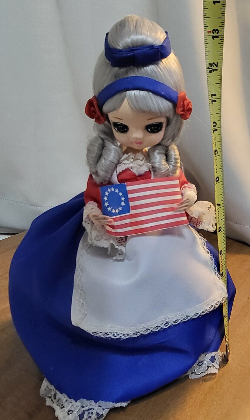 Vintage 1970's Bradley Betsy Ross Collectible Red White & Blue ...