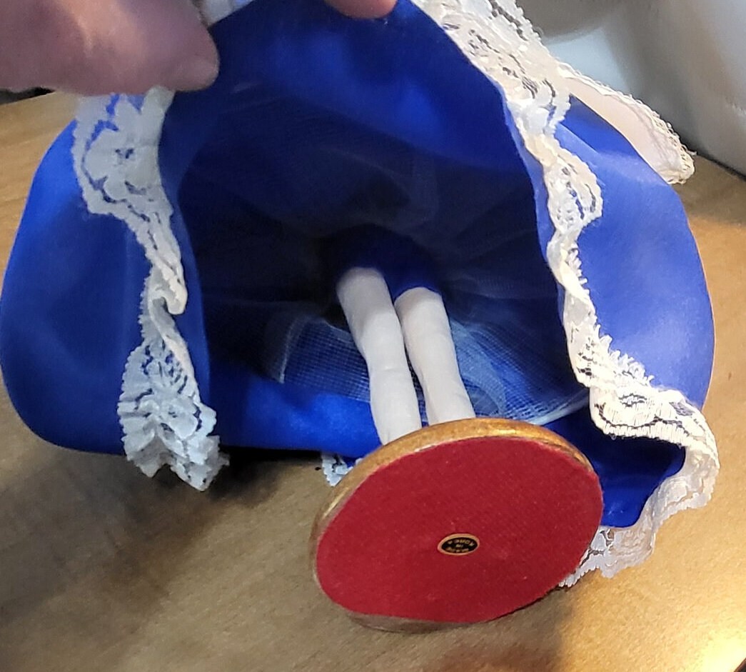 Vintage 1970's Bradley Betsy Ross Collectible Red White & Blue ...