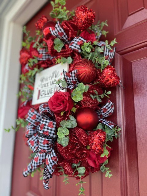 Red Roses Swag, Front Door Swag, Valentine Swag - Etsy