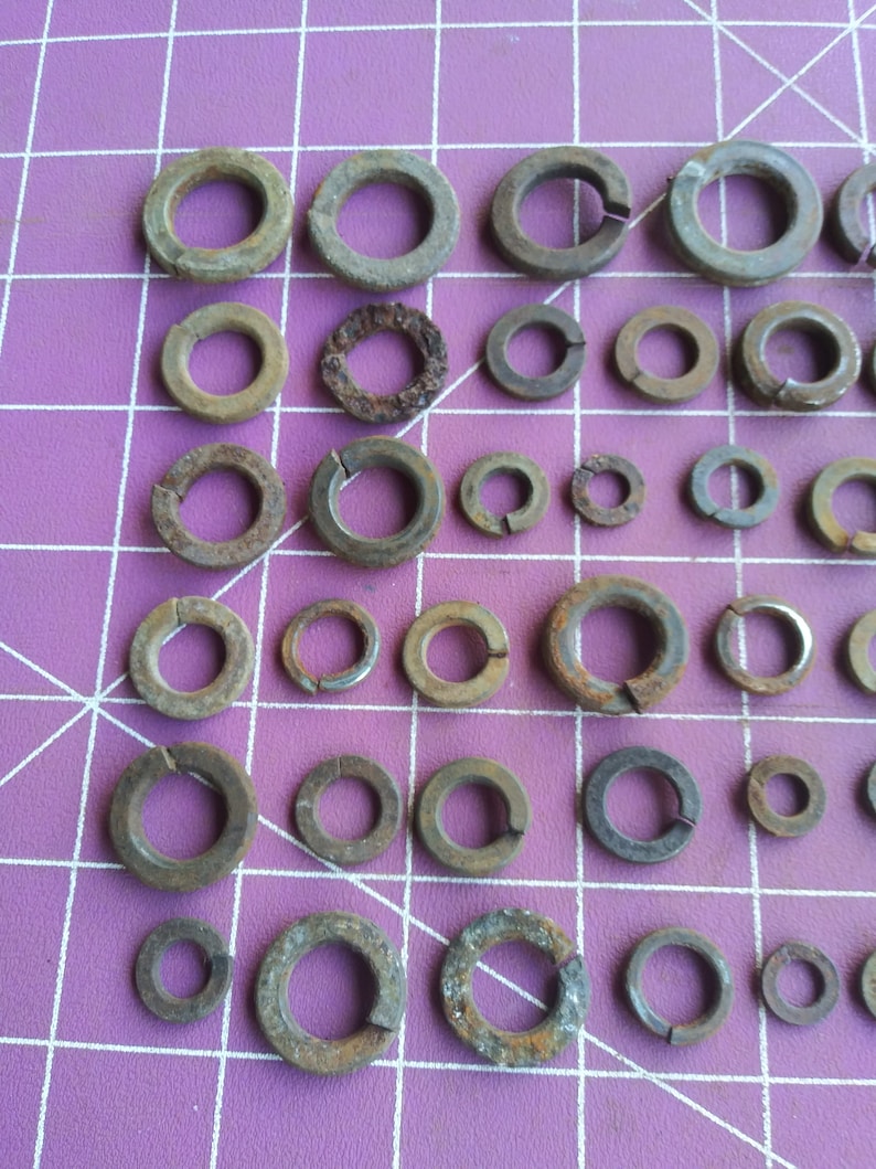 45 Rusty Washers Metal Circles Altered Art Crafts Assemblage Sculpture ...