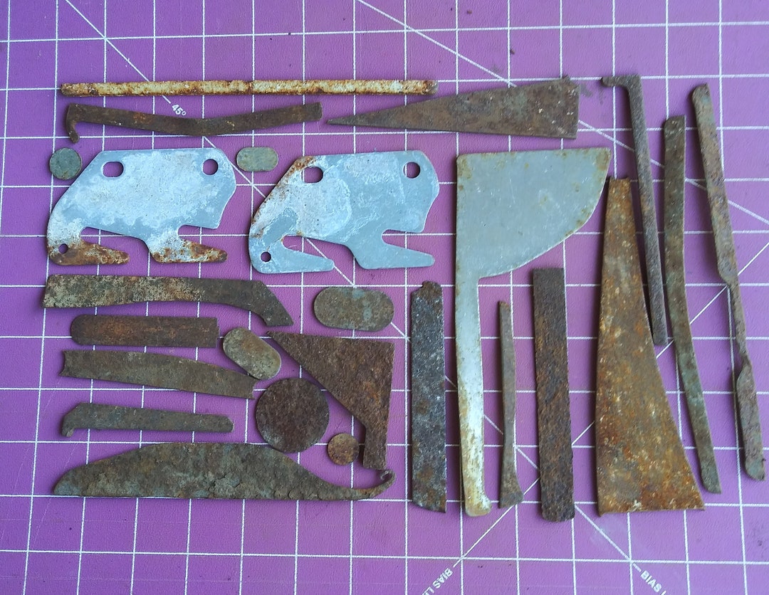 25 Rusty Metal Shapes Oval Round Odd Flat Pieces Steampunk Industrial ...