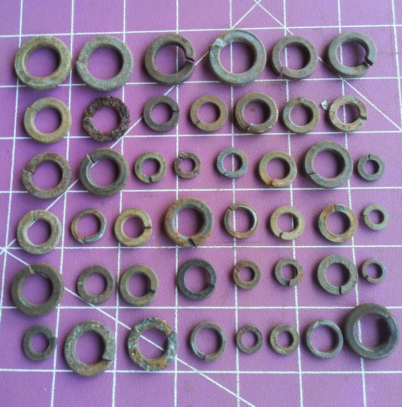 45 Rusty Washers Metal Circles Altered Art Crafts Assemblage Sculpture ...