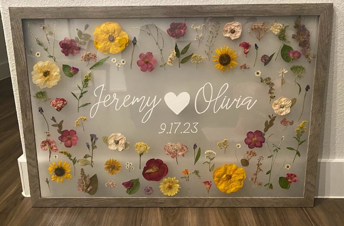 Pressed Flower Custom Wedding Sign - Etsy