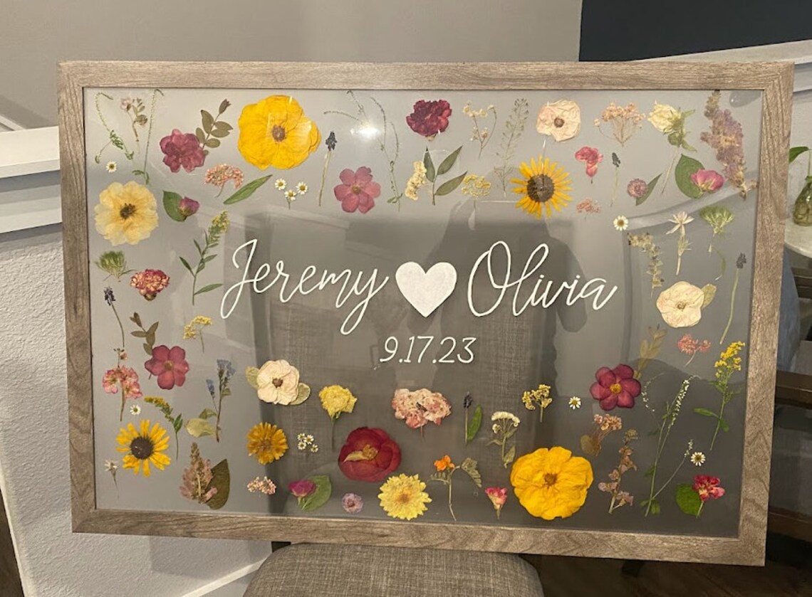 Pressed Flower Custom Wedding Sign - Etsy