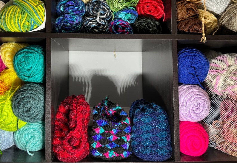 Scales Crochet Dice Bag (custom Colors Available!) - Etsy