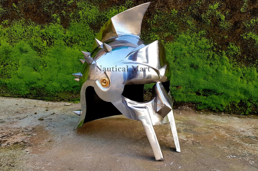 Medieval Gladiator Helmet Maximus Decimus Meridius Helmet - Etsy