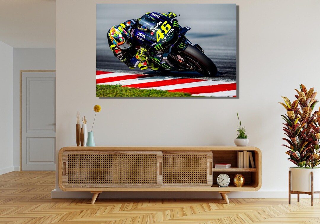 Valentino Rossi Ready to Hang Canvas,kids Gift,moto GP Superbike Prints ...