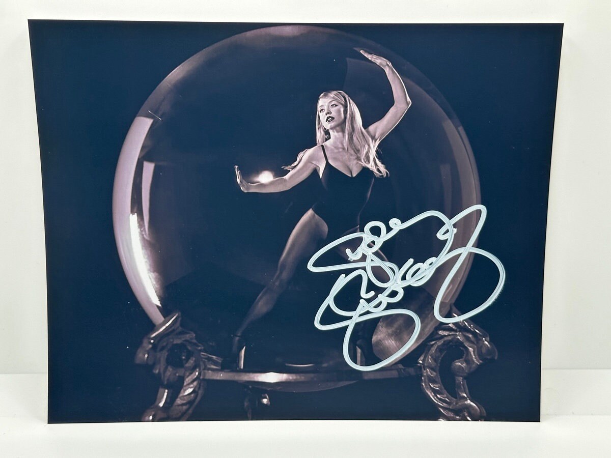 Sydney Sweeney Saturday Night Live Signed Autographed Photo Authentic ...