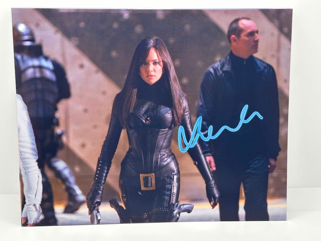 Sienna Miller Baroness GI Joe Signed Autographed Photo Authentic 8X10 ...