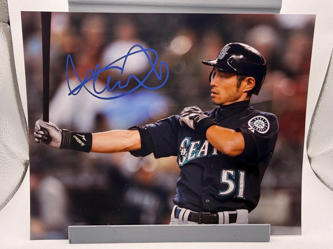 Ichiro Suzuki Mariners RARE Signed Autographed Photo Authentic 8X10 COA ...