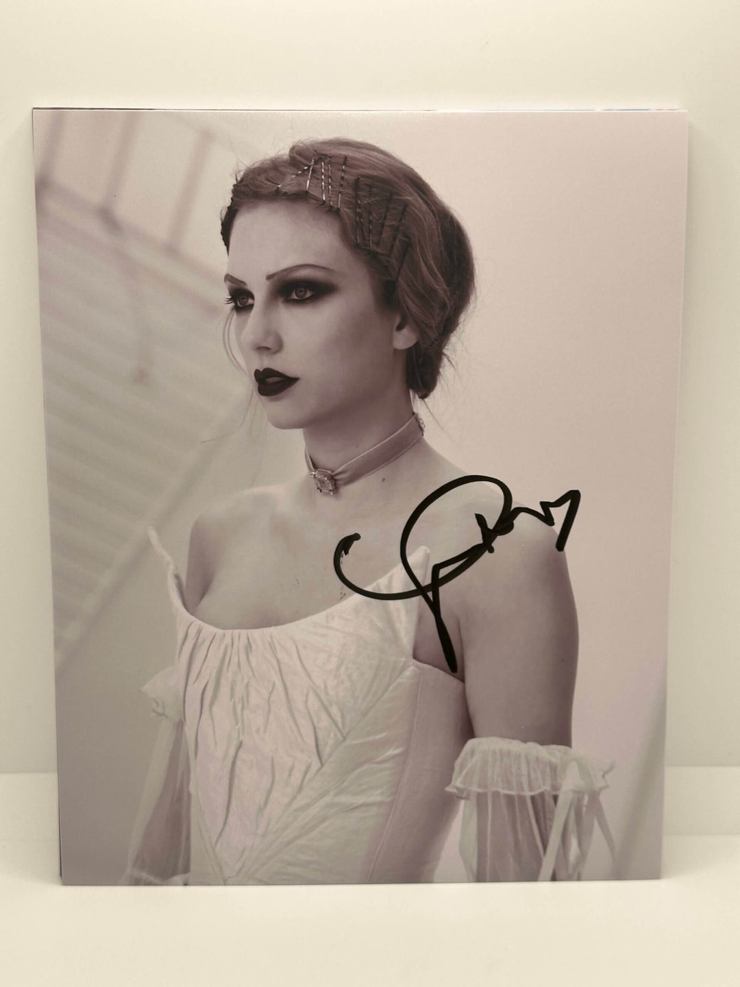 Taylor Swift Tortured Poets Department Promo Signed Autographed Photo ...