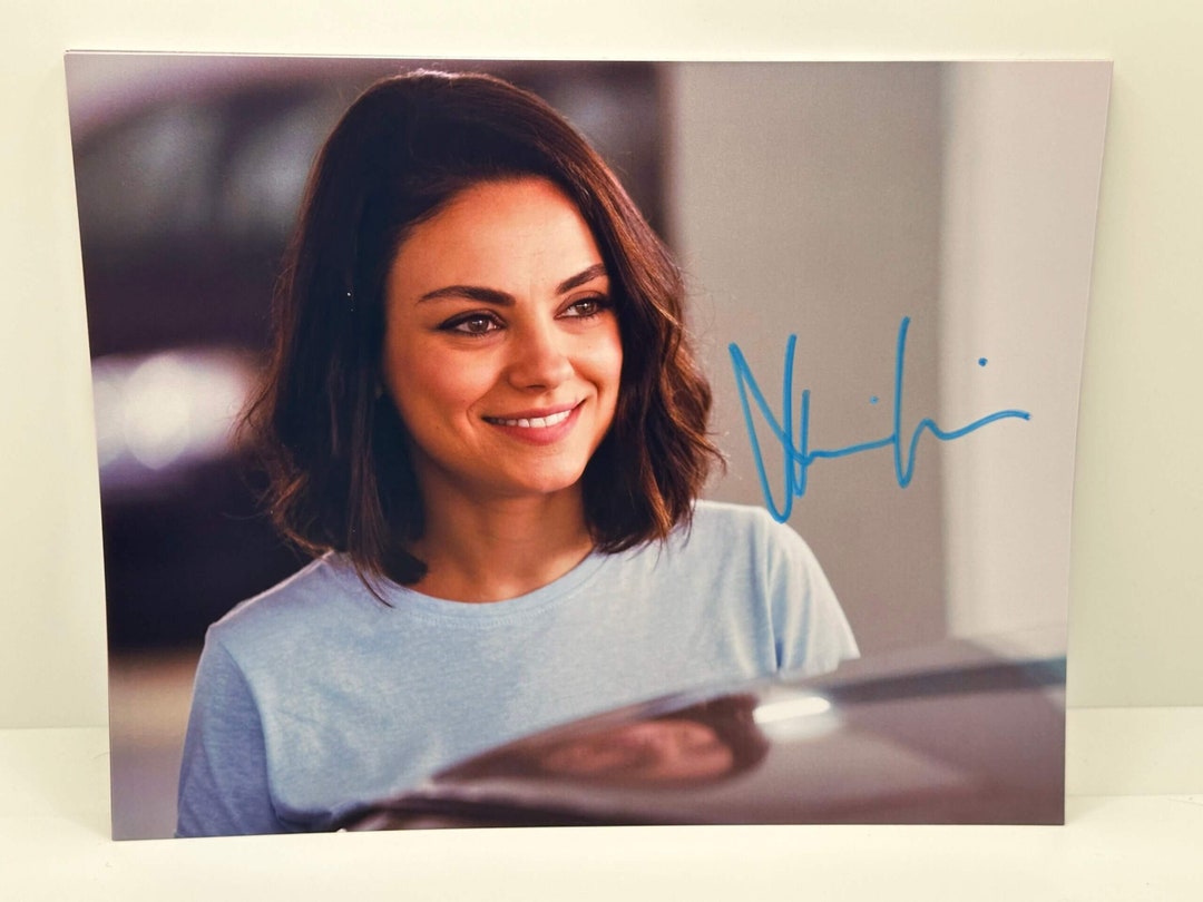 Mila Kunis Cute Signed Autographed Photo Authentic 8X10 COA - Etsy