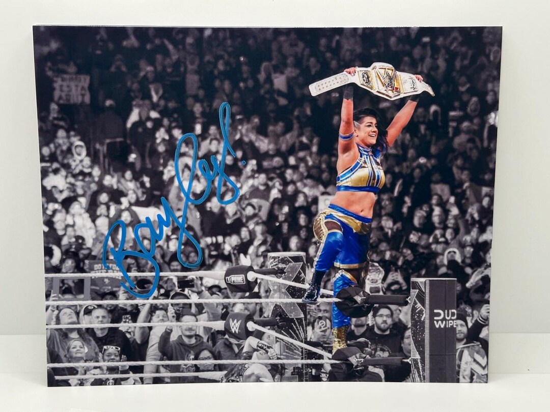 Bayley Wrestlemania WWE Signed Autographed Photo Authentic 8x10 COA - Etsy