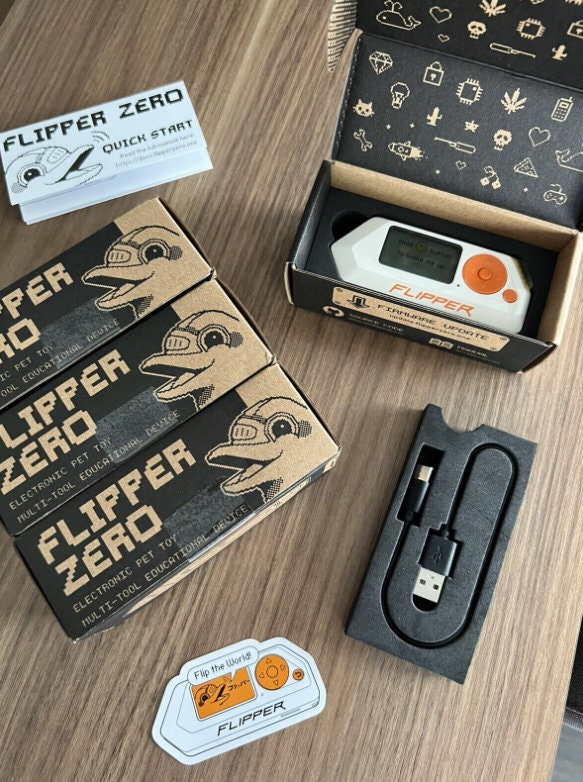 Flippers Zeros Basics Multitools ORIGINAL PACKAGING - Etsy