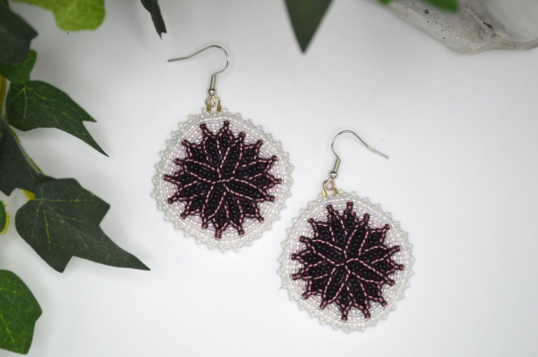 Witchy Gothic Black Dahlia Flower Beadwork Earrings - Etsy