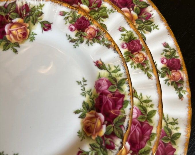 Vintage 1962 Old Country Roses 20 Piece Dinnerware Set for 4 People and ...