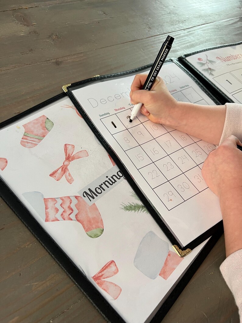 Christmas Morning Menu and Activity Pages / Preschool to Elementary Age ...