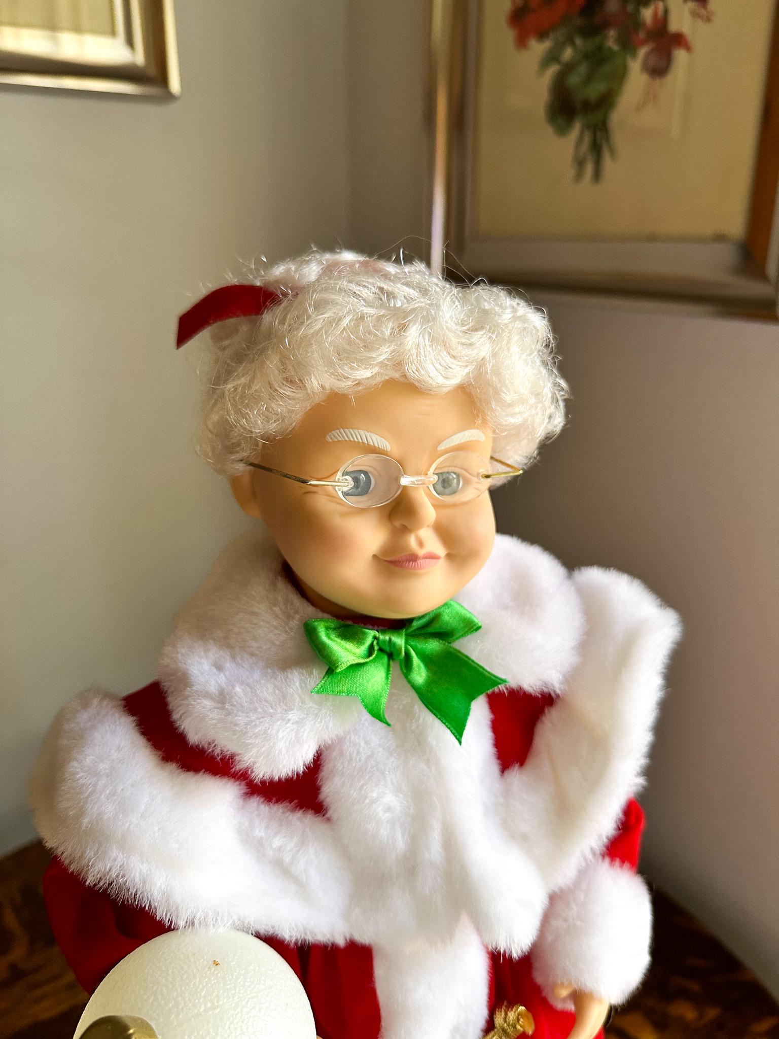Vintage Mrs. Claus Motion Doll - Etsy