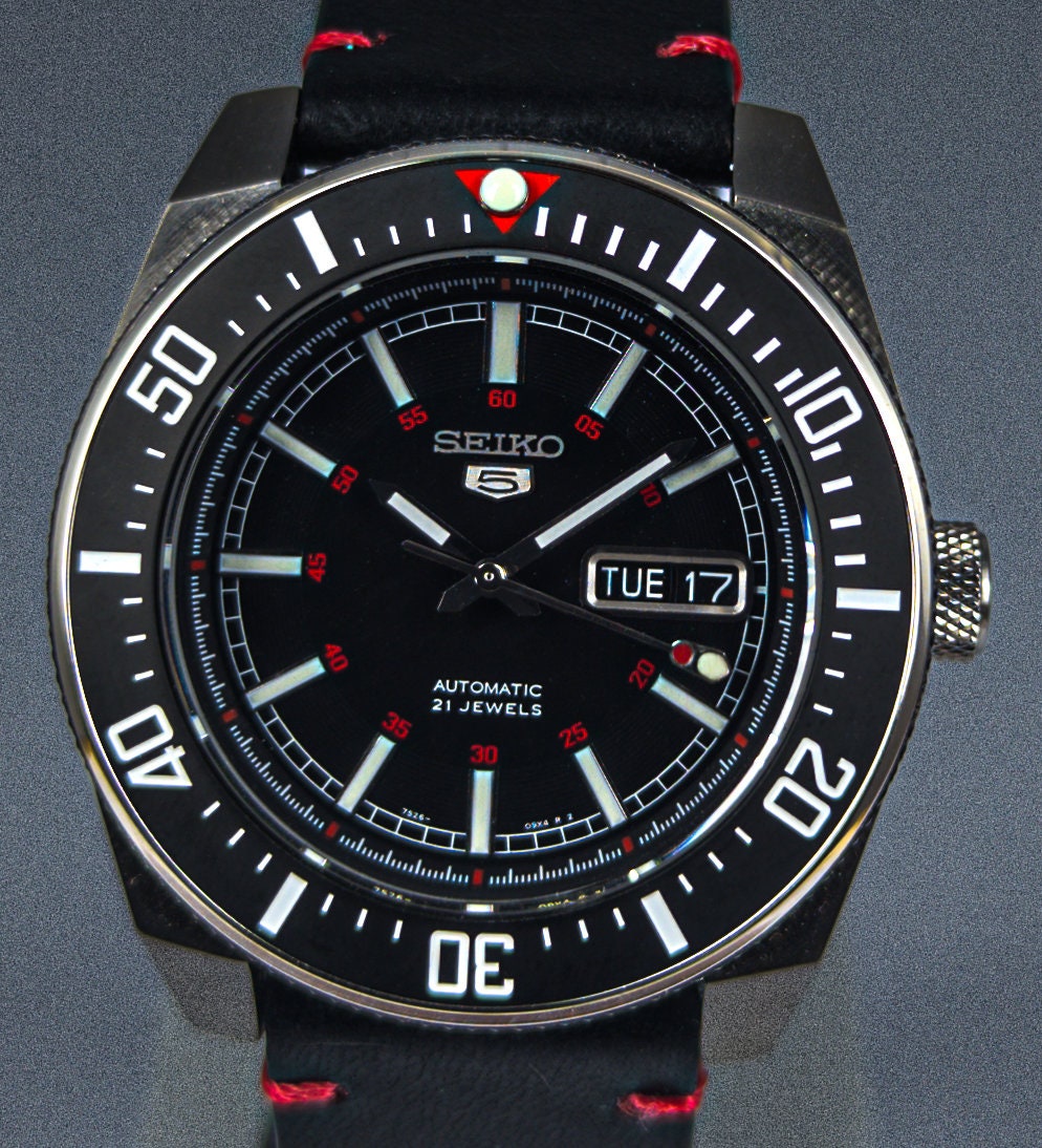 Rare Seiko blood Moon With an OEM Dial. Crisp - Etsy
