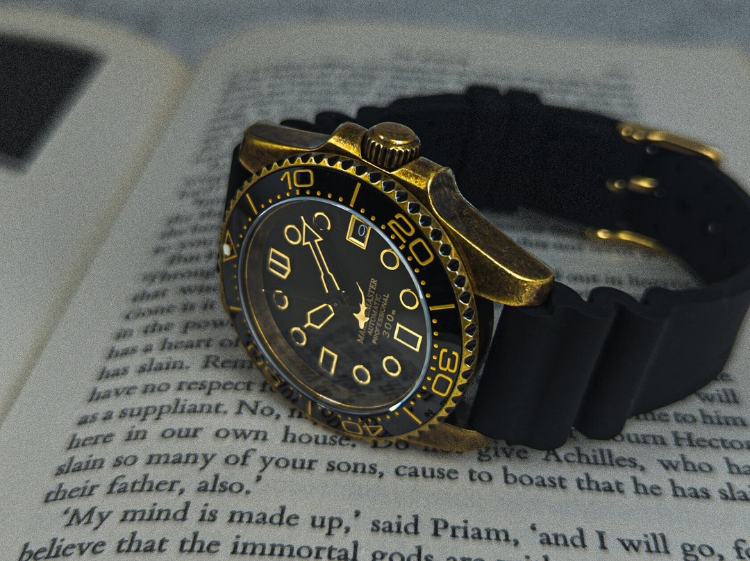 Custom Diver Watch Retro Seiko Mod Dive Gold Case Black Dial - Etsy