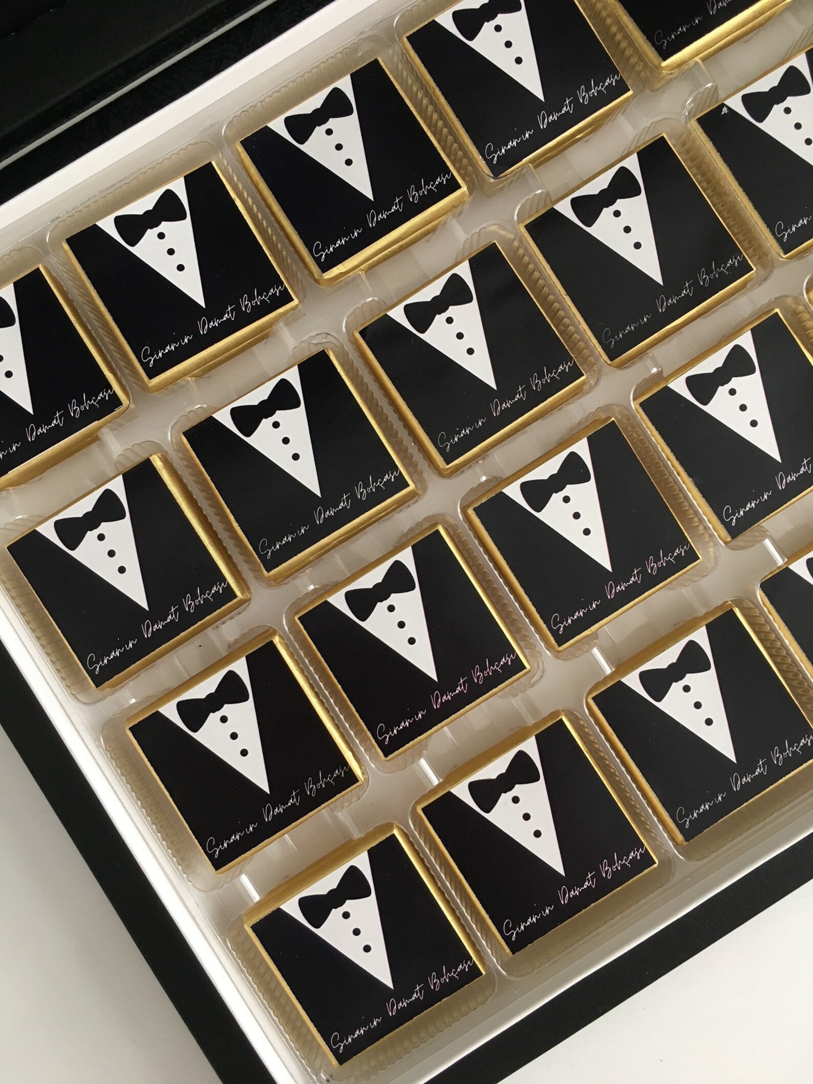 Personalized Groom Chocolate Favors: Tuxedo Design, Wedding Party Gifts ...