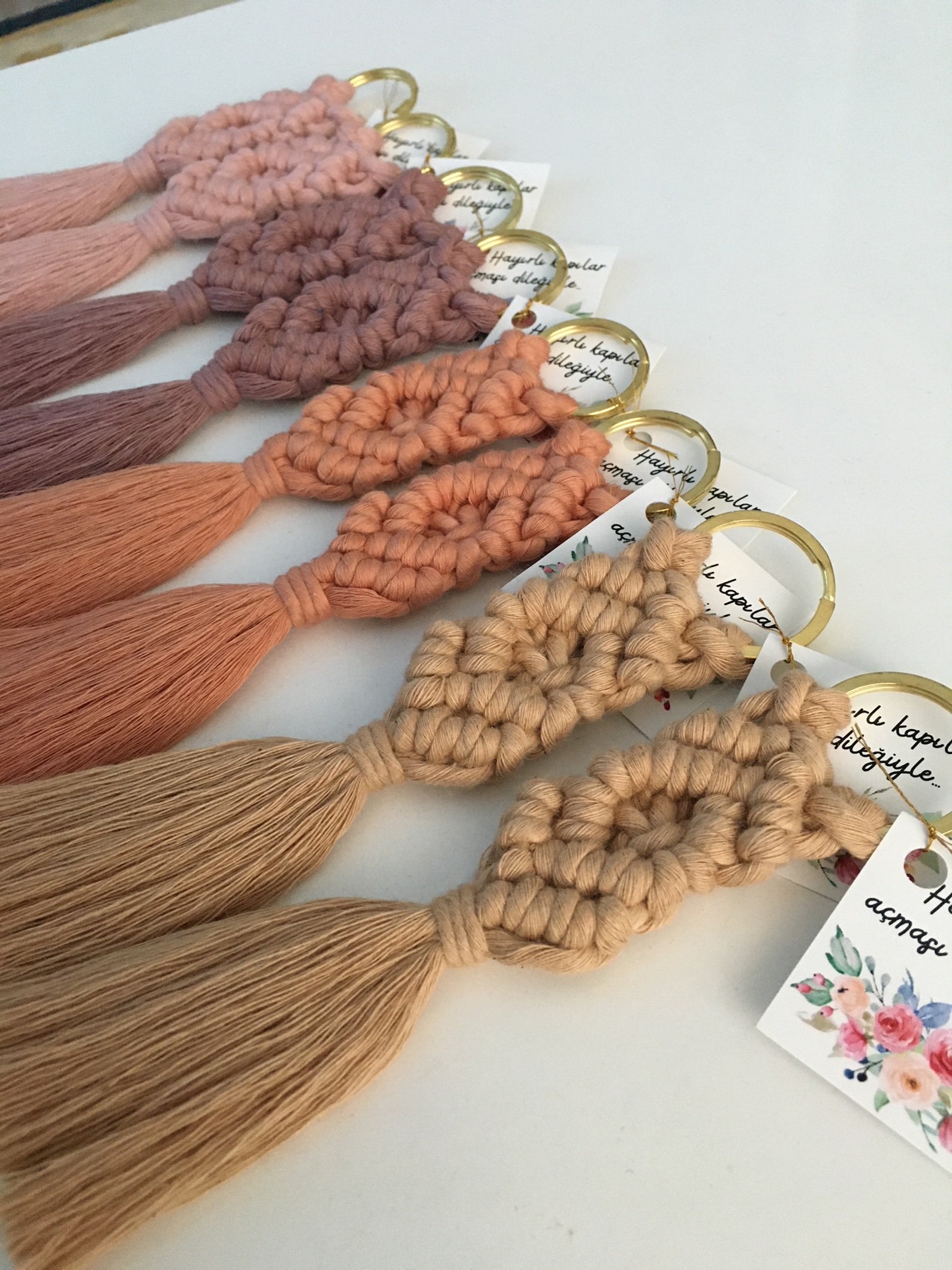Macrame Keychain Wedding Favors: Personalized Boho Gift - Etsy