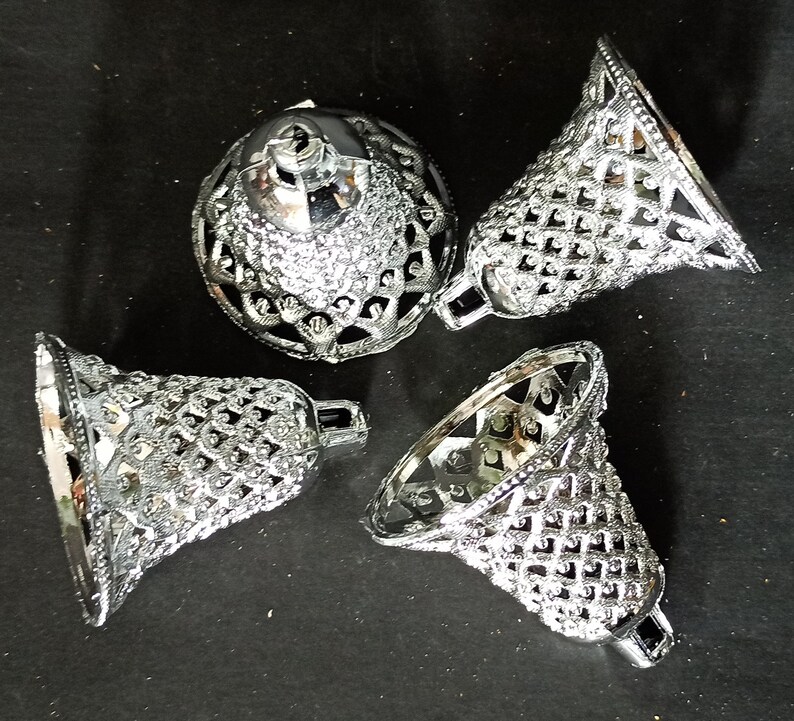 Silver Plastic Jingle Bells: 2.5" Christmas Ornaments - Etsy