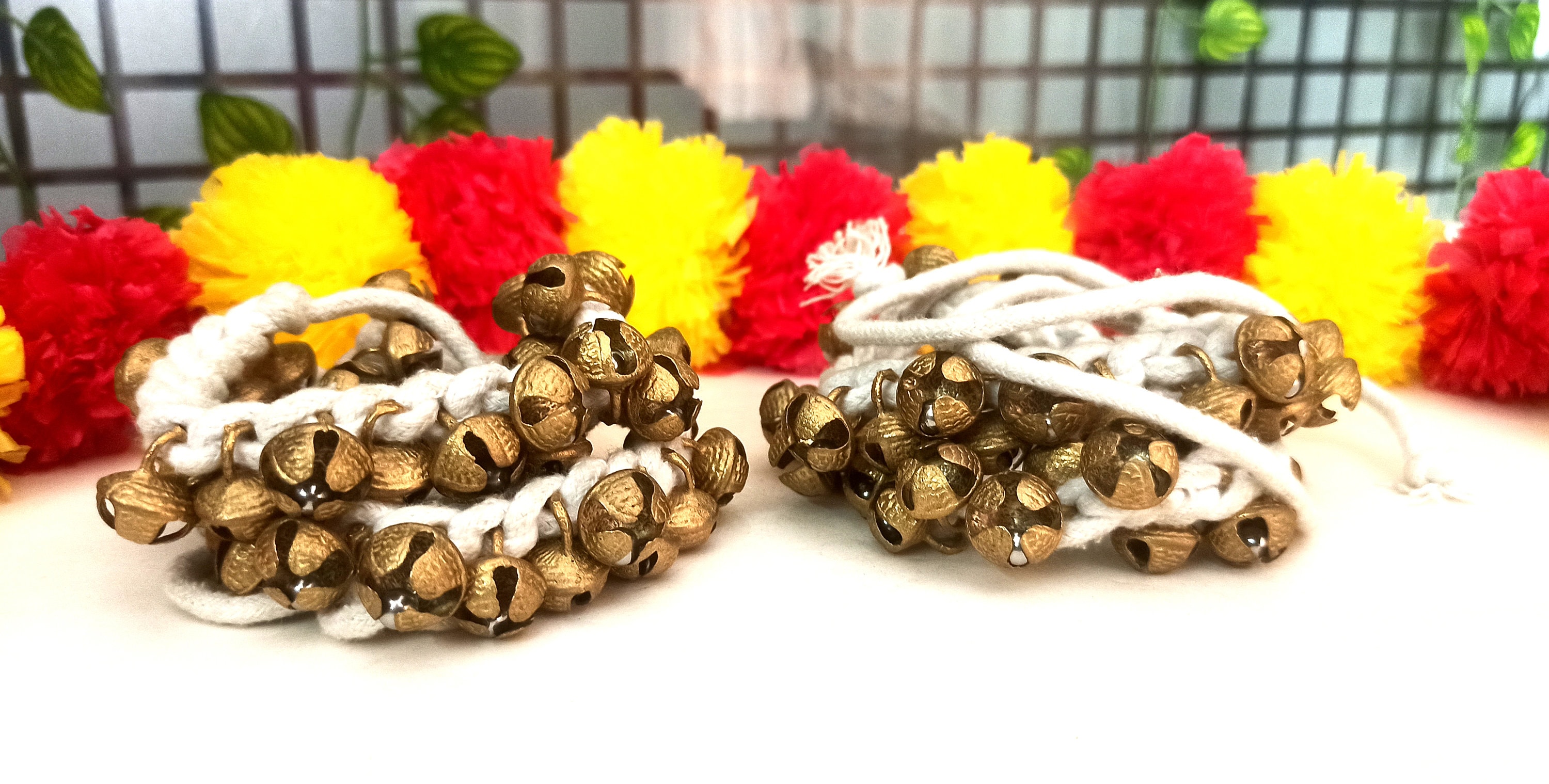 Kathak Ghungroo Pair Big Bells Tied With Cotton Cord 5050 Indian ...
