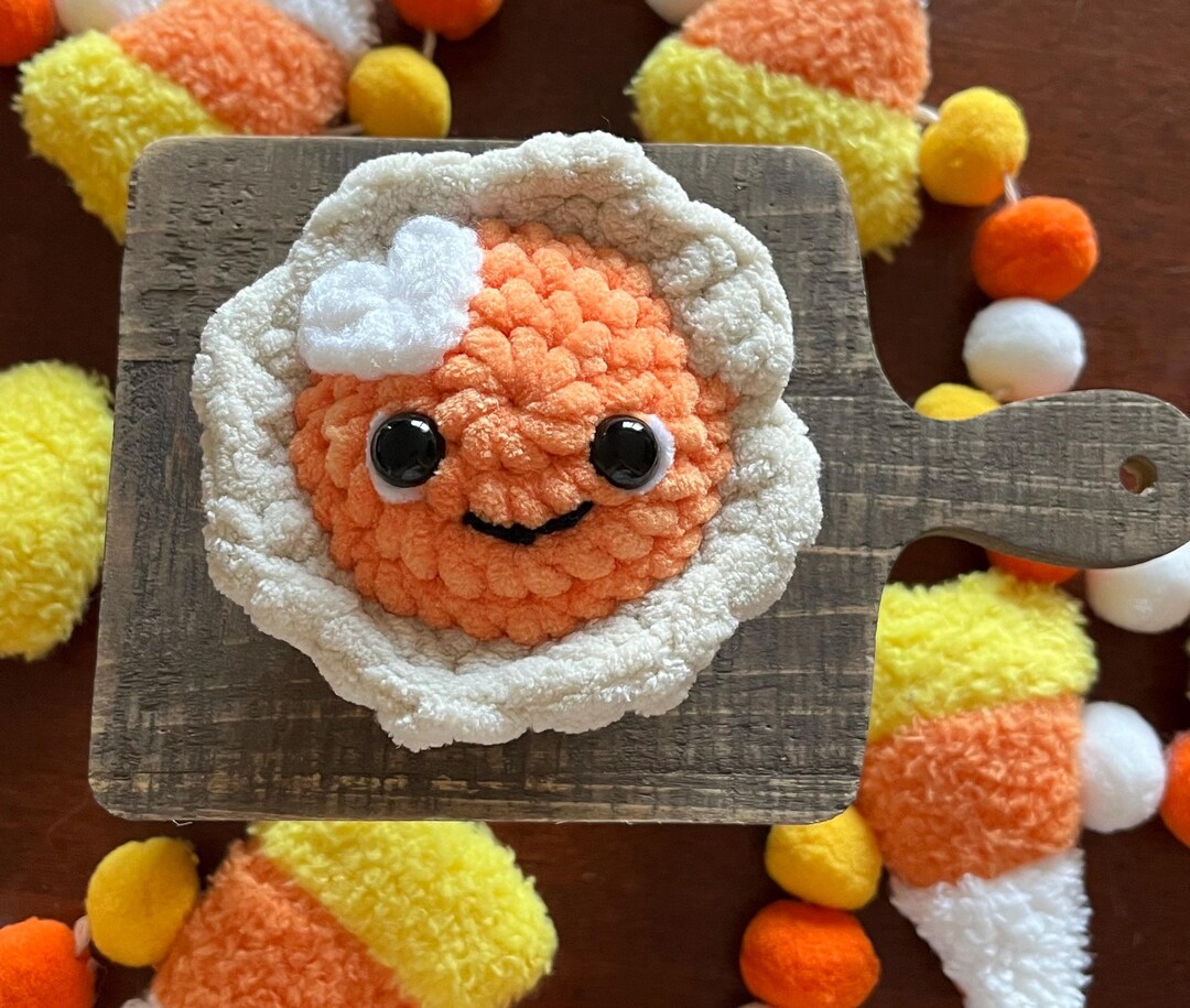 Piper the Pumpkin Pie Crochet Pattern - Etsy