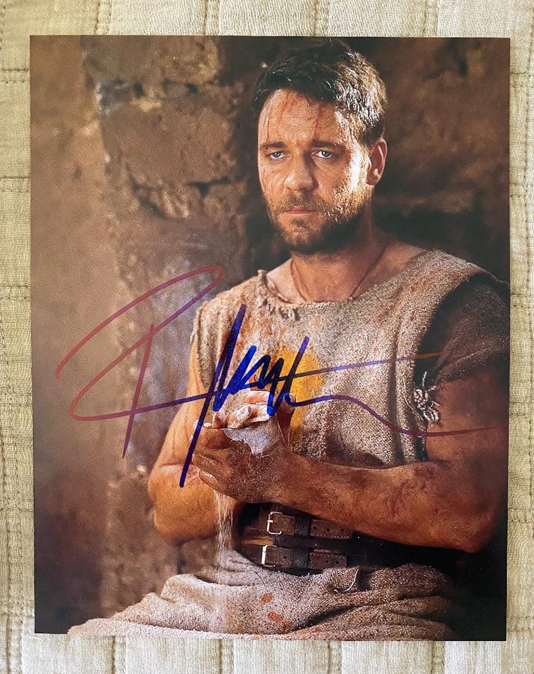 Russell Crowe Hand Signed 8x10 Photo With COA - Etsy