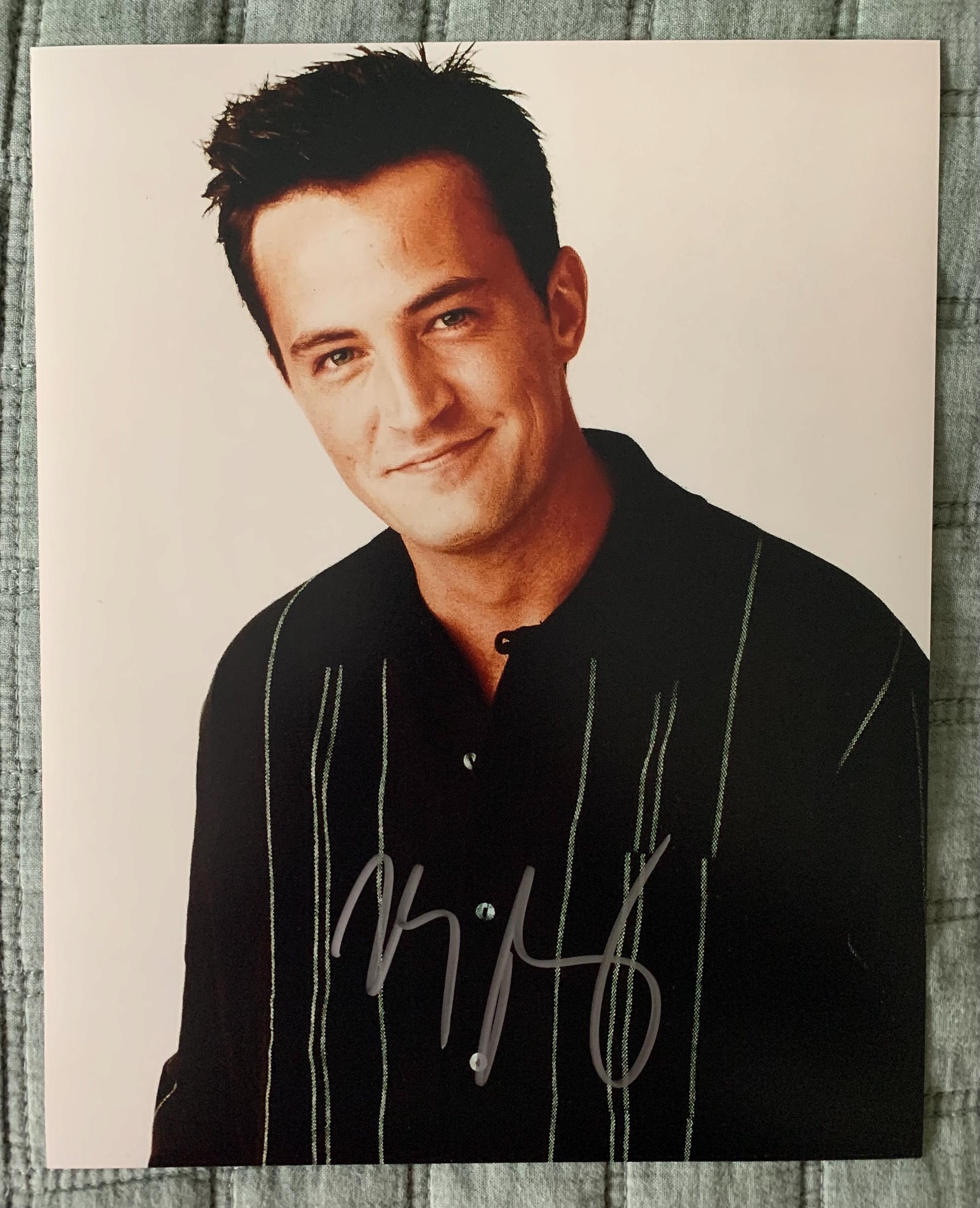 Matthew Perry Hand Signed 8x10 Photo With COA - Etsy