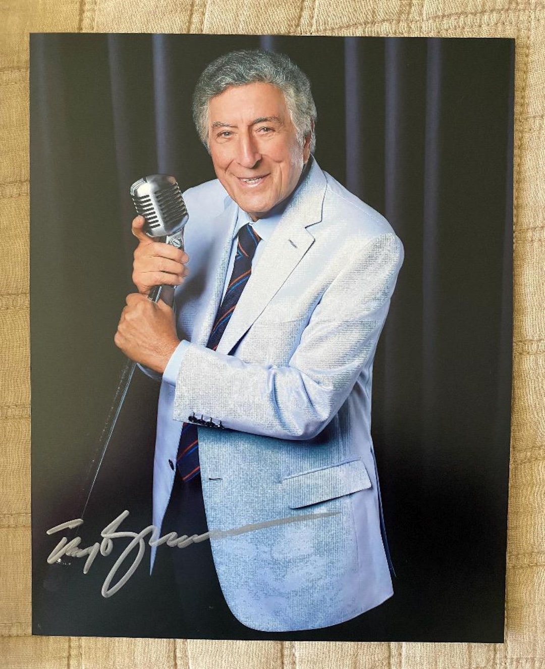 Tony Bennett Hand Signed 8x10 Photo With COA - Etsy